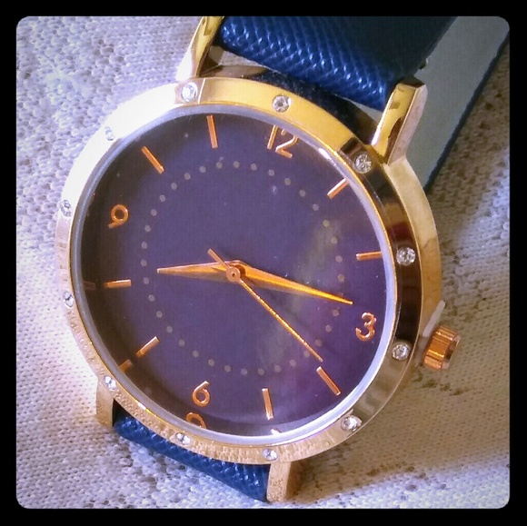 LBVYR | Accessories | Vintage Crystal Accent Watch | Poshmark